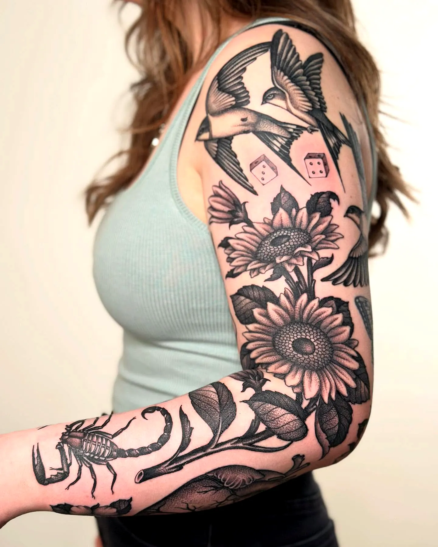 15 Unique Shoulder Tattoo Ideas for Women to Inspire You