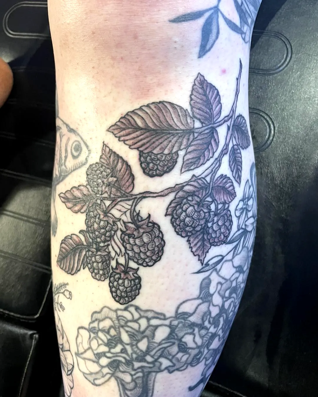 15 Striking Blackberry Tattoo Ideas for Unique Ink Inspiration