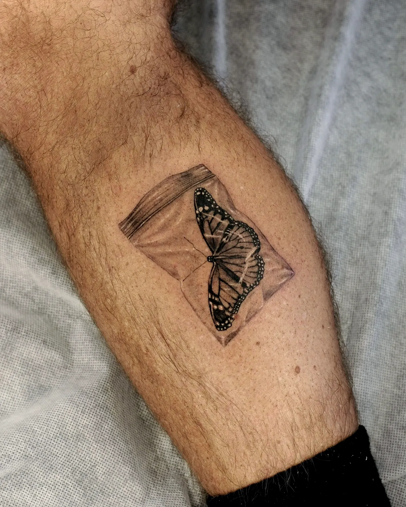 15 Unique Trapped Tattoo Ideas for Bold Expression