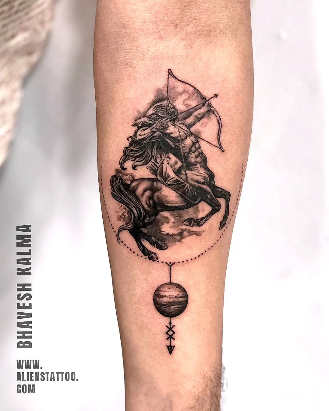 15 Unique Sagittarius Tattoo Ideas for Bold Expressions