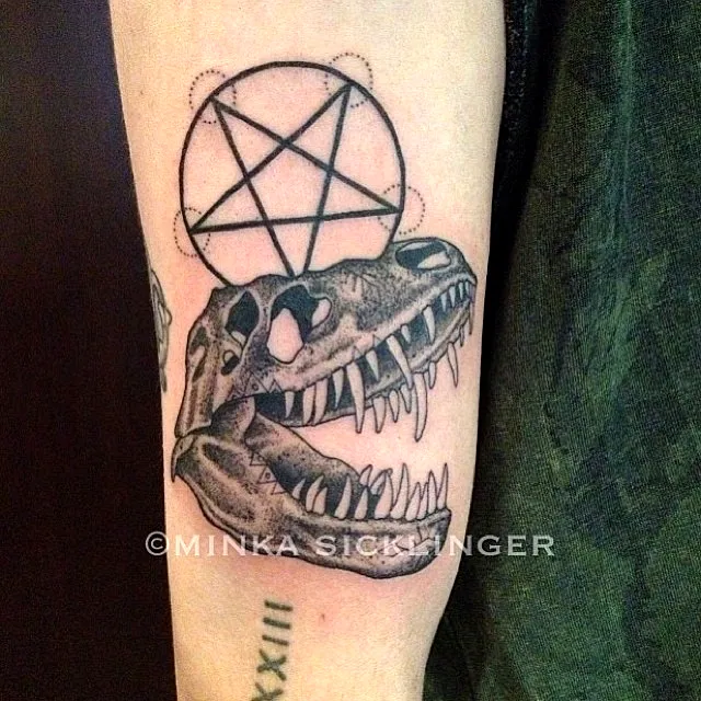 18 Unique and Artistic Pentagram Tattoos to Inspire You