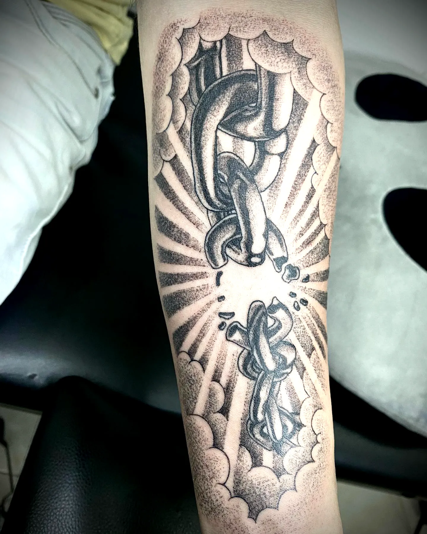 15+ Unique Chains Tattoo Ideas for Bold Ink Inspiration