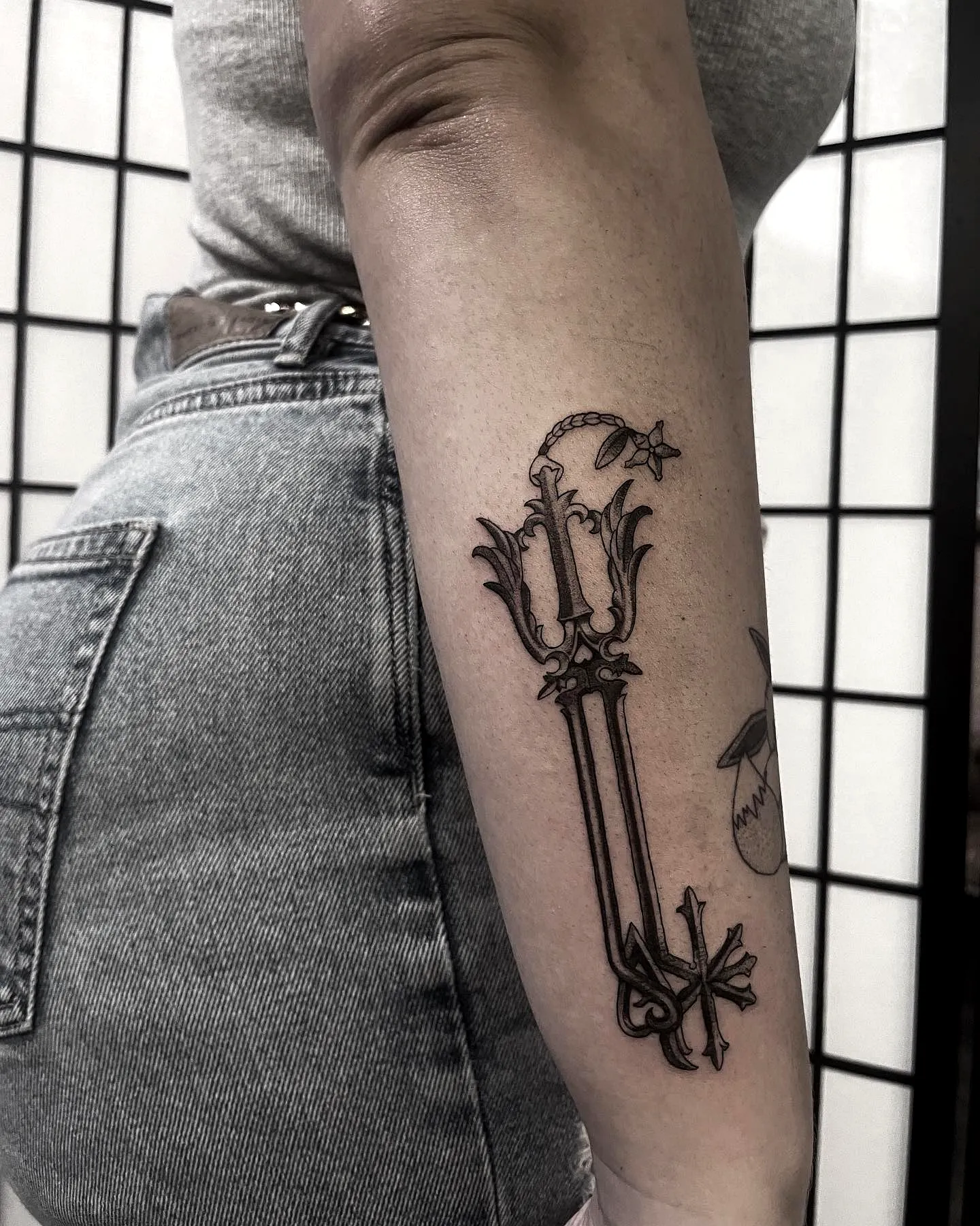 15 Unique Keyblade Tattoo Ideas for Creative Inspiration