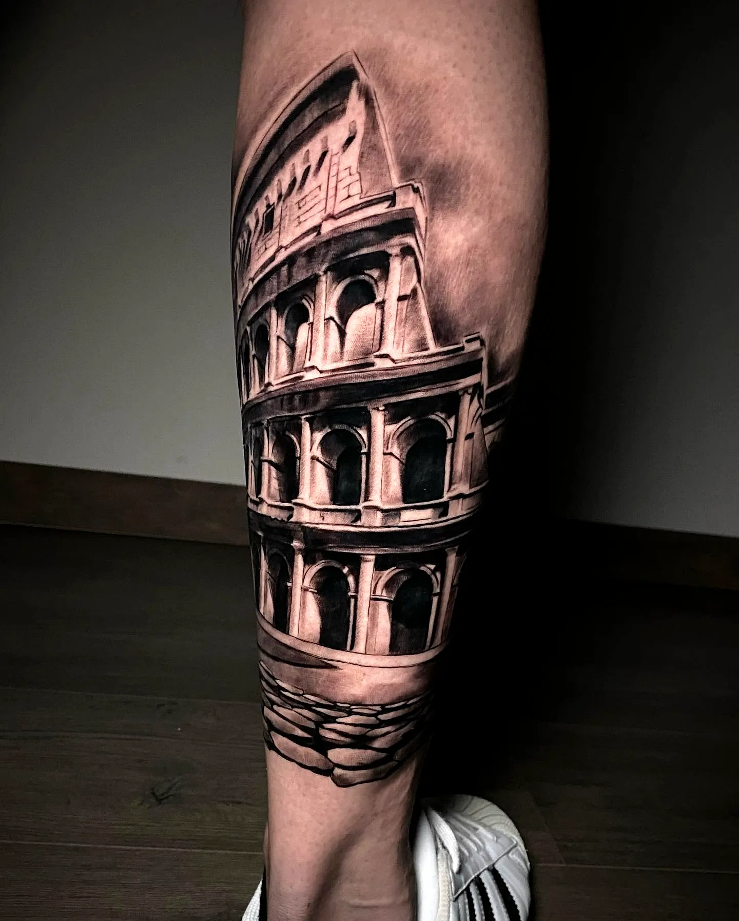 15 Striking Colosseum Tattoo Ideas for Timeless Ink Inspiration