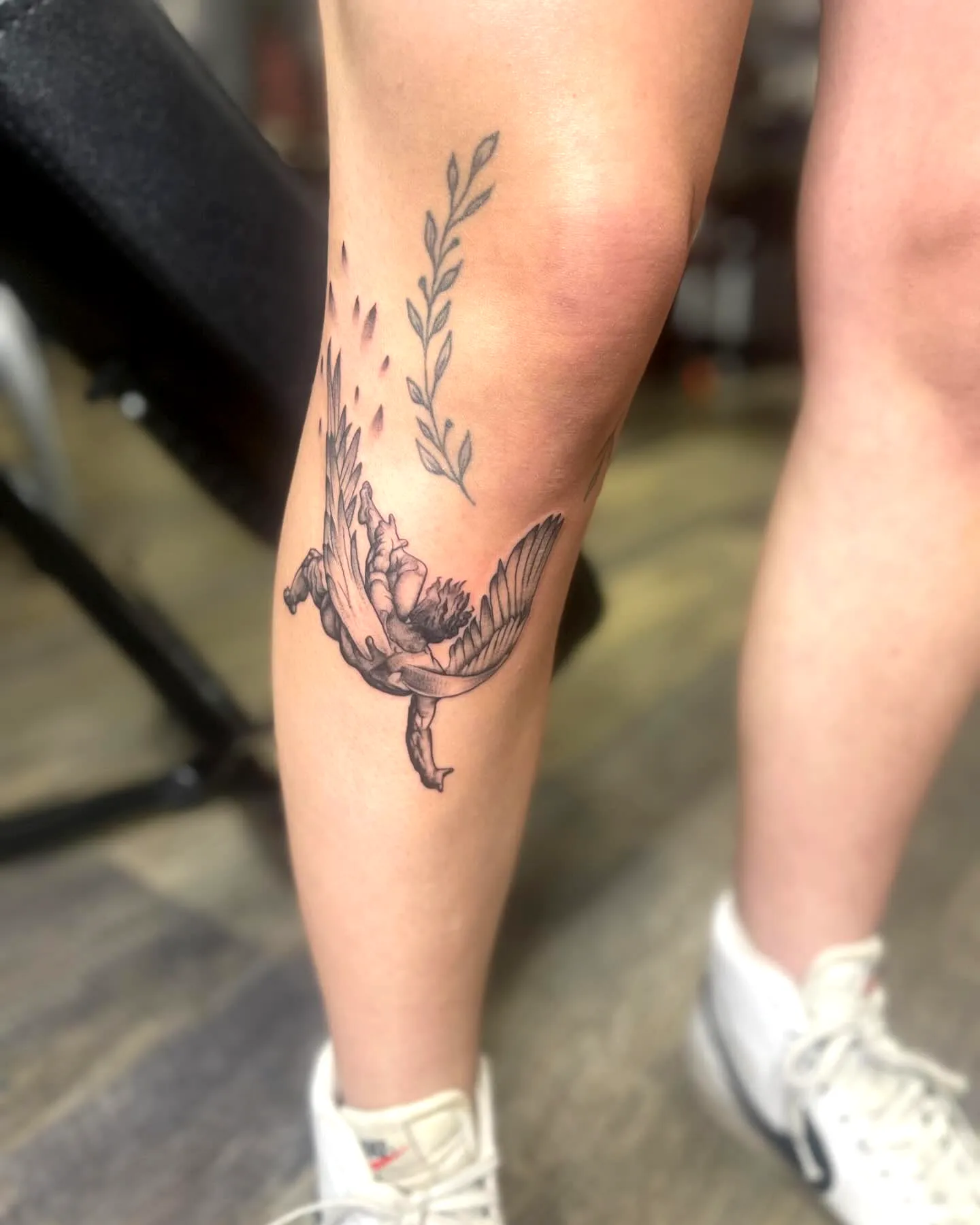 15 Unique Falling Tattoo Ideas: Striking Designs to Inspire You