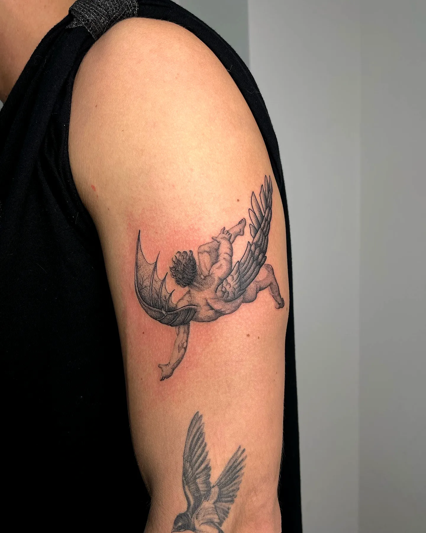 15 Unique Falling Tattoo Ideas: Striking Designs to Inspire You
